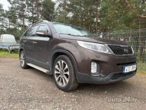 Brūns Kia Sorento 2014 Tallina, ar dzinēja tilpumu 2.20 L un nobraukumu 512 tūkst. km par 9900 €, foto 3 vietnē AUTOMOTO.COM.LV