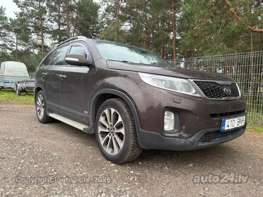 Brūns Kia Sorento 2014 Tallina, ar dzinēja tilpumu 2.20 L un nobraukumu 512 tūkst. km par 9900 €, foto 3 vietnē AUTOMOTO.COM.LV