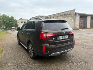 Brūns Kia Sorento 2014 Tallina, ar dzinēja tilpumu 2.20 L un nobraukumu 512 tūkst. km par 9900 €, foto 5 vietnē AUTOMOTO.COM.LV