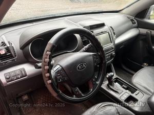 Brūns Kia Sorento 2014 Tallina, ar dzinēja tilpumu 2.20 L un nobraukumu 512 tūkst. km par 9900 €, foto 9 vietnē AUTOMOTO.COM.LV