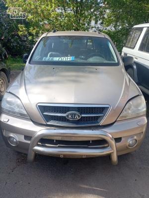 Kia Sorento 2004 in Kaunas, with an engine capacity of 2.50 L and mileage of 300 thousand km for 800 €, photo  on AUTOMOTO.COM.LV