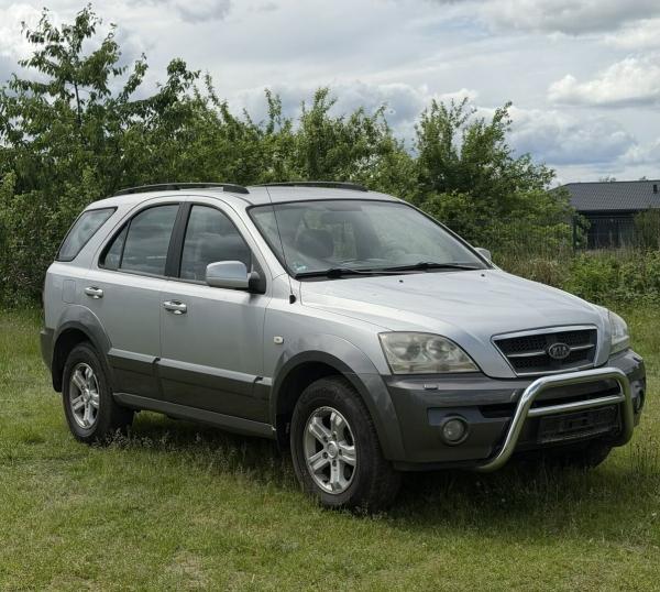 Kia Sorento 2004 Kauņa, ar dzinēja tilpumu 2.50 L un nobraukumu 296 tūkst. km par 2700 €, foto 3 vietnē AUTOMOTO.COM.LV