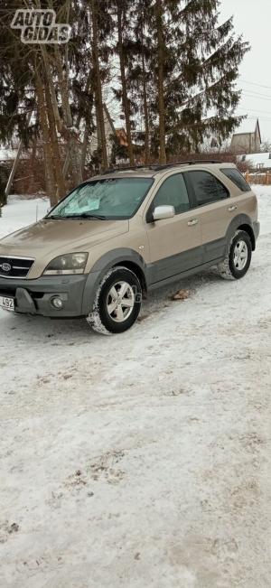 Kia Sorento 2005 in Kelme, with an engine capacity of 2.50 L and mileage of 270 thousand km for 2400 €, photo 2 on AUTOMOTO.COM.LV
