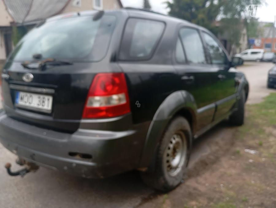 Kia Sorento 2005 in Kaunas, with an engine capacity of 2.50 L and mileage of 288 thousand km for 1650 €, photo 13 on AUTOMOTO.COM.LV