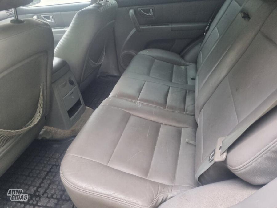 Kia Sorento 2005 in Kaunas, with an engine capacity of 2.50 L and mileage of 280 thousand km for 999 €, photo 7 on AUTOMOTO.COM.LV