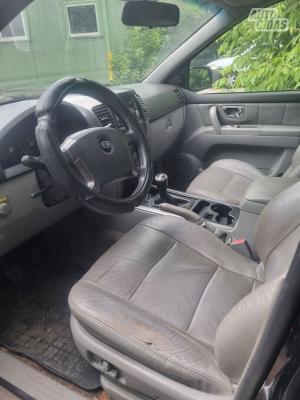 Kia Sorento 2005 in Kaunas, with an engine capacity of 2.50 L and mileage of 280 thousand km for 999 €, photo 8 on AUTOMOTO.COM.LV