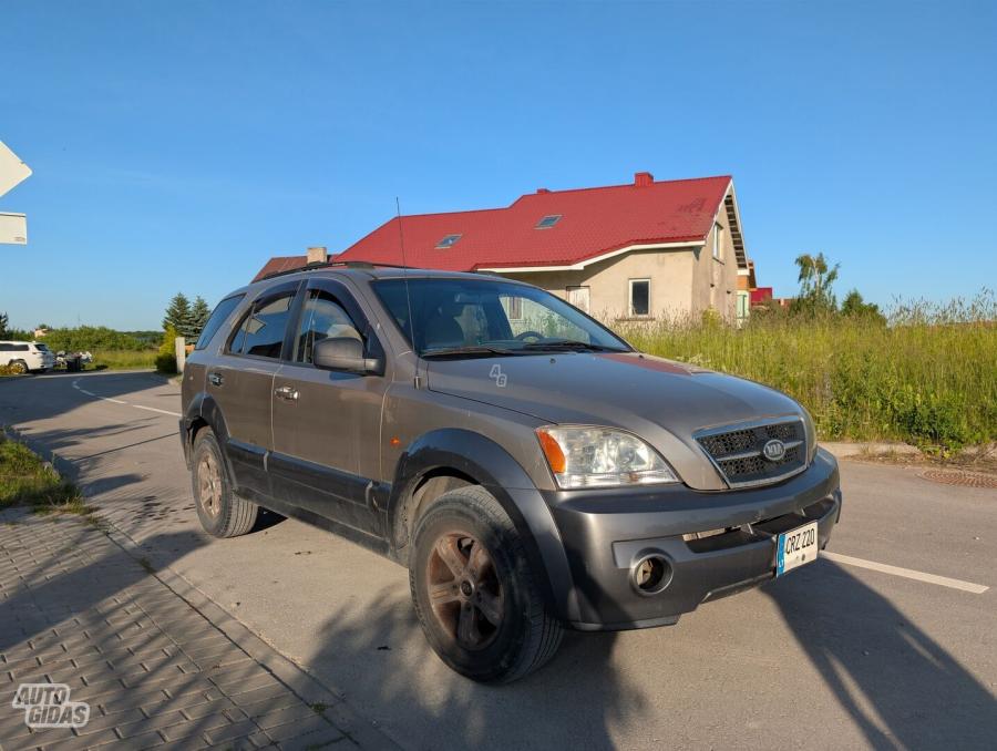 Kia Sorento 2005 in Klaipeda, with an engine capacity of 3.50 L and mileage of 150 thousand km for 800 €, photo 3 on AUTOMOTO.COM.LV