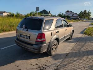 Kia Sorento 2005 in Klaipeda, with an engine capacity of 3.50 L and mileage of 150 thousand km for 800 €, photo 4 on AUTOMOTO.COM.LV