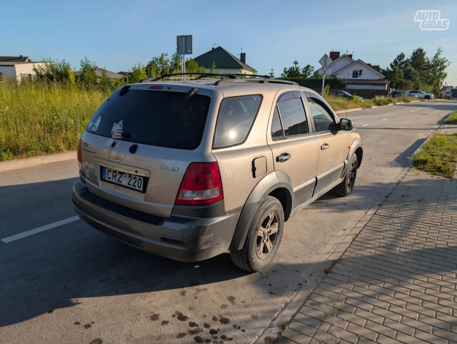 Kia Sorento 2005 in Klaipeda, with an engine capacity of 3.50 L and mileage of 150 thousand km for 800 €, photo 4 on AUTOMOTO.COM.LV