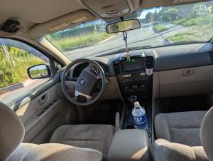 Kia Sorento 2005 in Klaipeda, with an engine capacity of 3.50 L and mileage of 150 thousand km for 800 €, photo 6 on AUTOMOTO.COM.LV