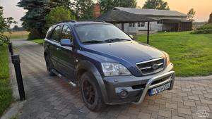 Kia Sorento 2005 in Siauliai, with an engine capacity of 2.50 L and mileage of 280 thousand km for 1650 €, photo  on AUTOMOTO.COM.LV