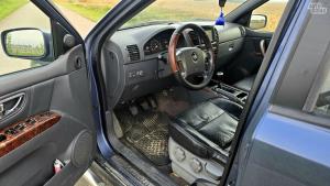 Kia Sorento 2005 in Siauliai, with an engine capacity of 2.50 L and mileage of 280 thousand km for 1650 €, photo 5 on AUTOMOTO.COM.LV