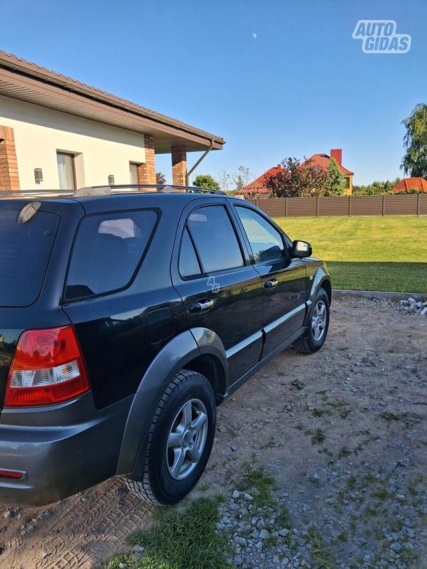 Kia Sorento 2005 in Telschi, with an engine capacity of 2.40 L and mileage of 218 thousand km for 2000 €, photo 8 on AUTOMOTO.COM.LV