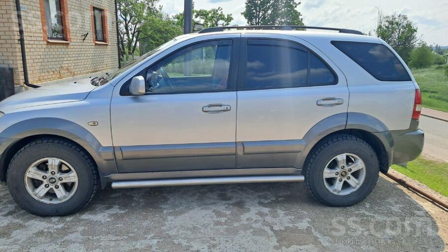 Kia Sorento 2006 Madona, ar dzinēja tilpumu 2.50 L un nobraukumu 245 tūkst. km par 3300 €, foto 3 vietnē AUTOMOTO.COM.LV