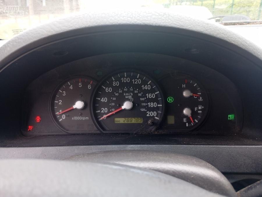 Kia Sorento 2006 Kauņa, ar dzinēja tilpumu 2.50 L un nobraukumu 288 tūkst. km par 1950 €, foto 14 vietnē AUTOMOTO.COM.LV