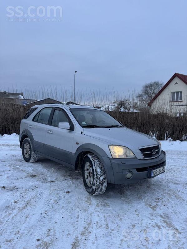 Kia Sorento 2006 in Liepaja, with an engine capacity of 2.50 L and mileage of 0 thousand km for 1200 €, photo 6 on AUTOMOTO.COM.LV