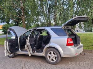 Kia Sorento 2007 Rīga, ar dzinēja tilpumu 2.50 L un nobraukumu 231 tūkst. km par 2500 €, foto 8 vietnē AUTOMOTO.COM.LV