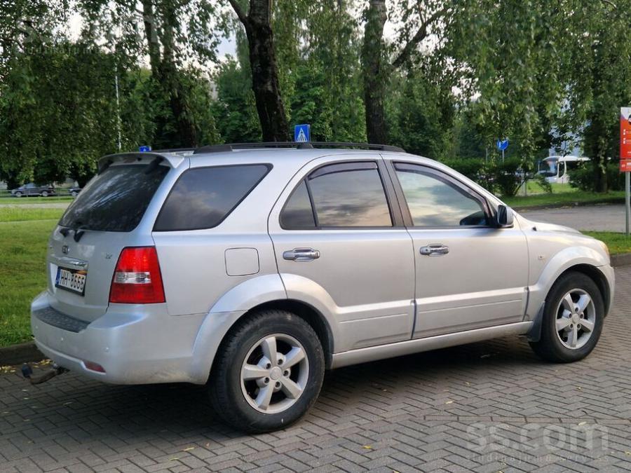 Kia Sorento 2007 Rīga, ar dzinēja tilpumu 2.50 L un nobraukumu 231 tūkst. km par 2500 €, foto 14 vietnē AUTOMOTO.COM.LV
