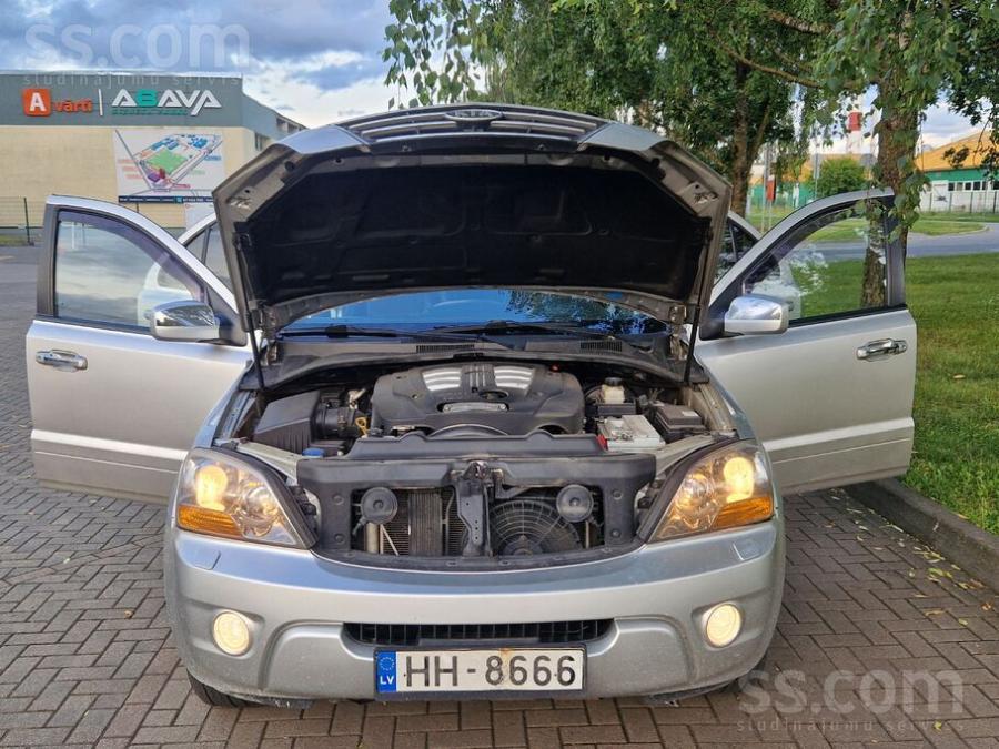 Kia Sorento 2007 Rīga, ar dzinēja tilpumu 2.50 L un nobraukumu 231 tūkst. km par 2500 €, foto 27 vietnē AUTOMOTO.COM.LV