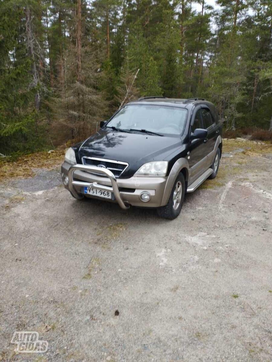 Kia Sorento 2007 in Kelme, with an engine capacity of 2.50 L and mileage of 350 thousand km for 1800 €, photo 4 on AUTOMOTO.COM.LV