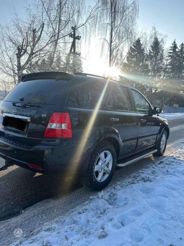 Kia Sorento 2007 in Marijampole, with an engine capacity of 2.50 L and mileage of 181 thousand km for 3850 €, photo 4 on AUTOMOTO.COM.LV