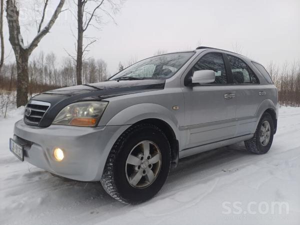 Kia Sorento 2007 in Daugavpils, with an engine capacity of 2.50 L and mileage of 272 thousand km for 2900 €, photo 2 on AUTOMOTO.COM.LV