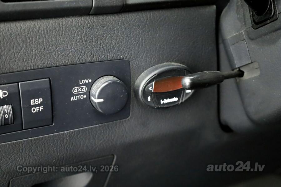 Kia Sorento 2007 in Tallinn, with an engine capacity of 2.50 L and mileage of 282 thousand km for 1999 €, photo 9 on AUTOMOTO.COM.LV