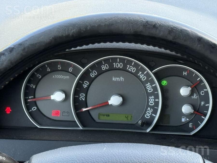 Kia Sorento 2007 Talsi, ar dzinēja tilpumu 2.50 L un nobraukumu 0 tūkst. km par 3490 €, foto 12 vietnē AUTOMOTO.COM.LV