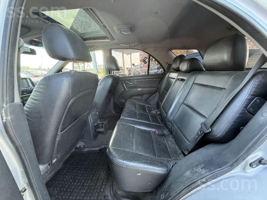 Kia Sorento 2007 Talsi, ar dzinēja tilpumu 2.50 L un nobraukumu 0 tūkst. km par 3490 €, foto 15 vietnē AUTOMOTO.COM.LV