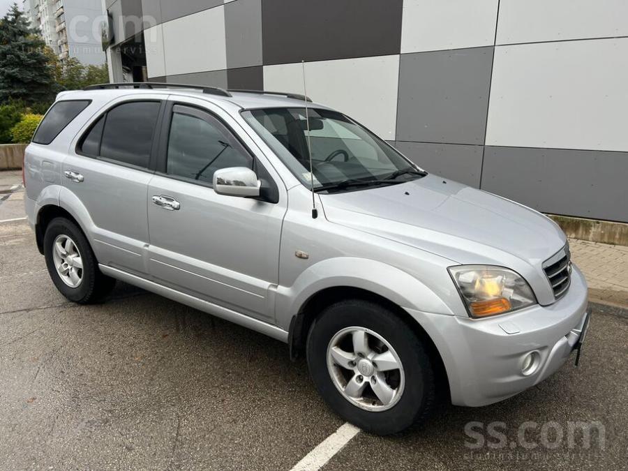 Kia Sorento 2007 Rīga, ar dzinēja tilpumu 2.50 L un nobraukumu 288 tūkst. km par 3000 €, foto 1 vietnē AUTOMOTO.COM.LV