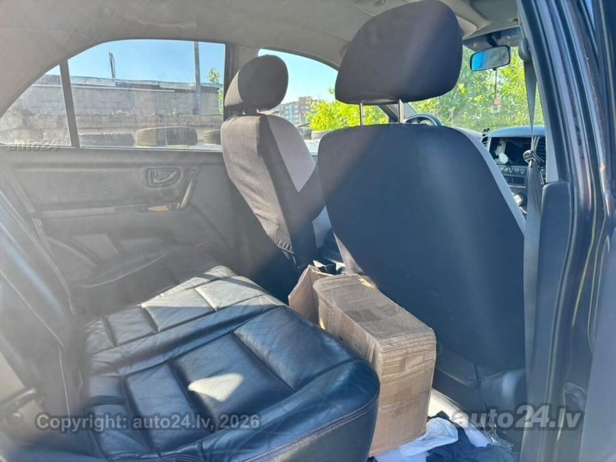 Kia Sorento 2007 Narva, ar dzinēja tilpumu 2.50 L un nobraukumu 280 tūkst. km par 800 €, foto 7 vietnē AUTOMOTO.COM.LV