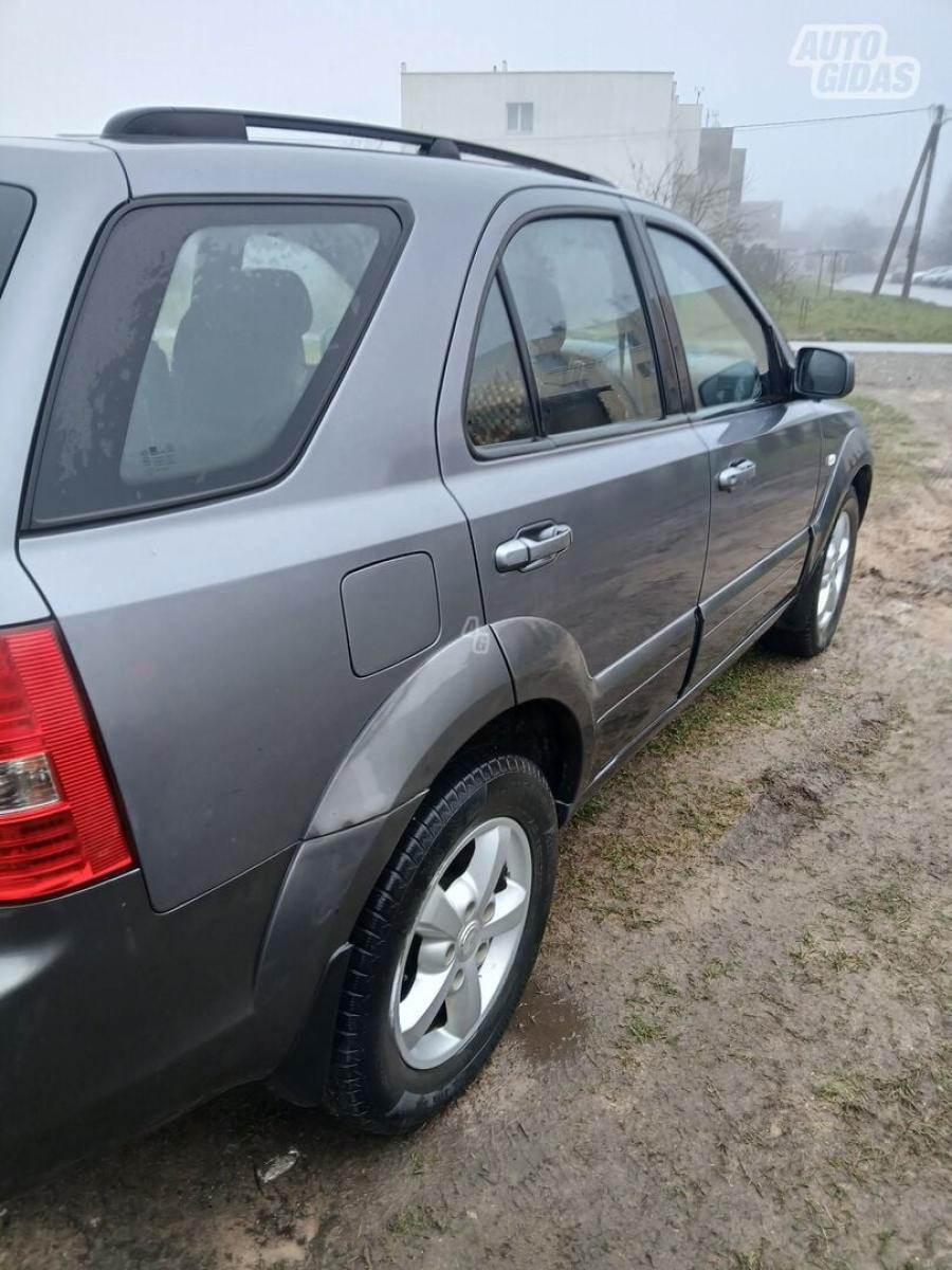 Kia Sorento 2008 Viļņa, ar dzinēja tilpumu 2.50 L un nobraukumu 330 tūkst. km par 2500 €, foto 4 vietnē AUTOMOTO.COM.LV