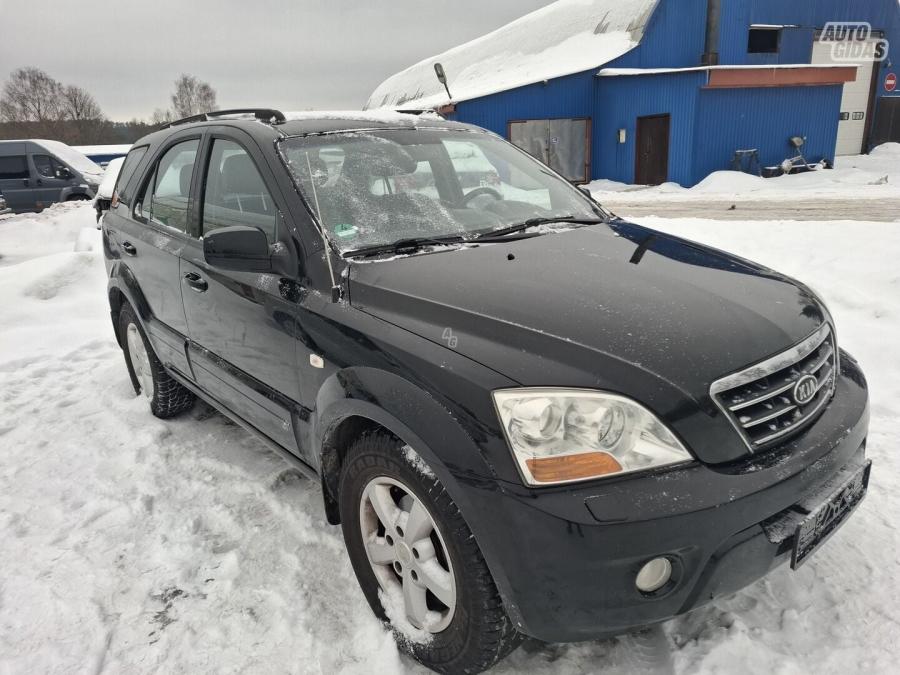 Kia Sorento 2008 in Prienai, with an engine capacity of 2.50 L and mileage of 199 thousand km for 3700 €, photo 16 on AUTOMOTO.COM.LV