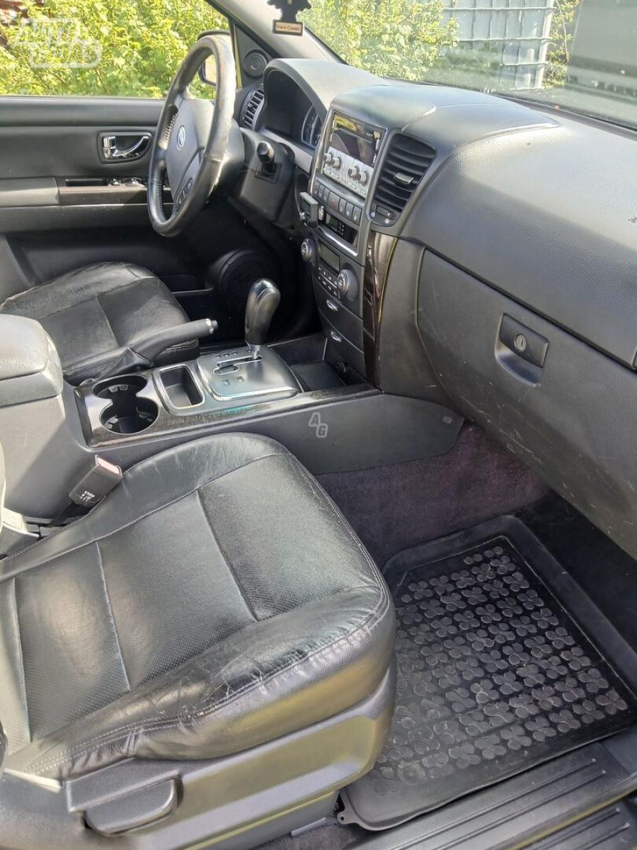 Kia Sorento 2008 in Vilnius, with an engine capacity of 2.50 L and mileage of 255 thousand km for 2300 €, photo 12 on AUTOMOTO.COM.LV