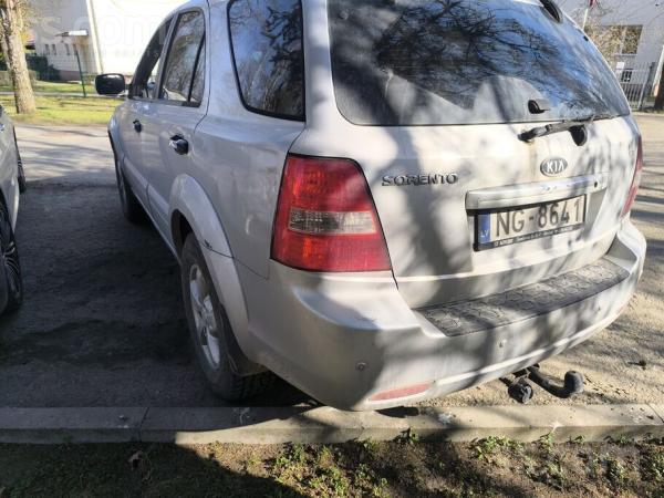 Kia Sorento 2008 Rīga, ar dzinēja tilpumu 2.50 L un nobraukumu 280 tūkst. km par 3100 €, foto 2 vietnē AUTOMOTO.COM.LV