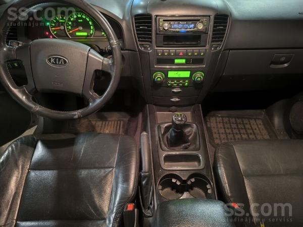 Kia Sorento 2008 Rīga, ar dzinēja tilpumu 2.50 L un nobraukumu 280 tūkst. km par 3100 €, foto 9 vietnē AUTOMOTO.COM.LV