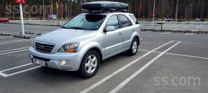Kia Sorento 2008 in Riga, with an engine capacity of 2.50 L and mileage of 250 thousand km for 3650 €, photo 3 on AUTOMOTO.COM.LV