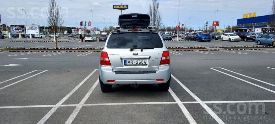 Kia Sorento 2008 in Riga, with an engine capacity of 2.50 L and mileage of 250 thousand km for 3650 €, photo 9 on AUTOMOTO.COM.LV