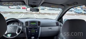 Kia Sorento 2008 in Riga, with an engine capacity of 2.50 L and mileage of 250 thousand km for 3650 €, photo 13 on AUTOMOTO.COM.LV