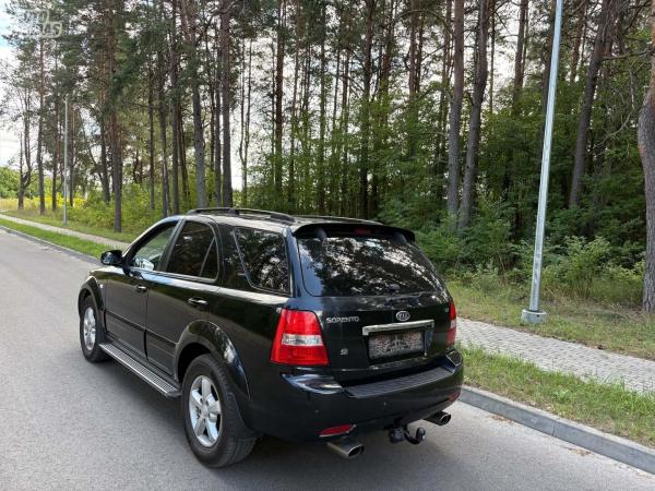 Kia Sorento 2008 in Varena, with an engine capacity of 2.50 L and mileage of 296 thousand km for 2450 €, photo 4 on AUTOMOTO.COM.LV