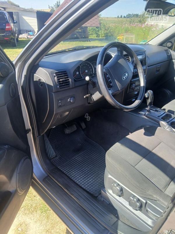 Kia Sorento 2008 in Vilnius, with an engine capacity of 2.50 L and mileage of 204 thousand km for 2350 €, photo 10 on AUTOMOTO.COM.LV