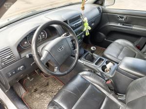 Kia Sorento 2008 Marijampole, ar dzinēja tilpumu 2.50 L un nobraukumu 253 tūkst. km par 2600 €, foto 10 vietnē AUTOMOTO.COM.LV