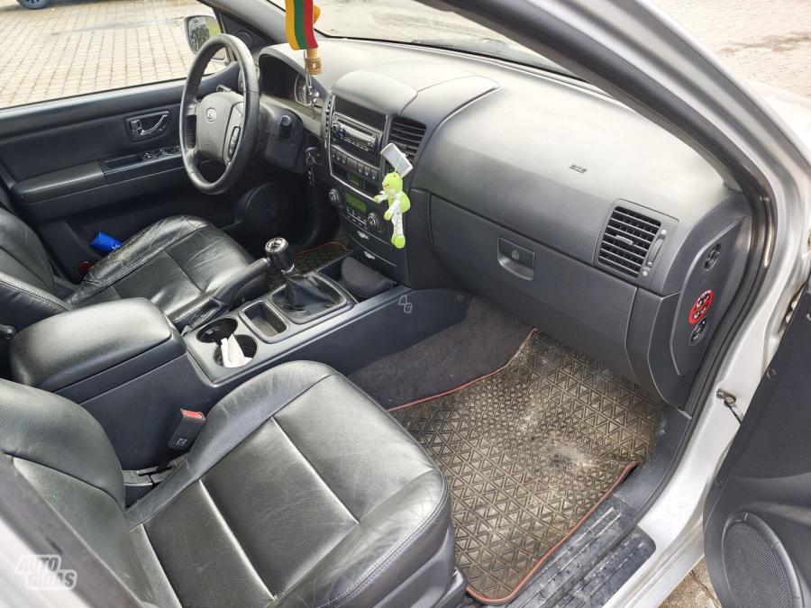 Kia Sorento 2008 Marijampole, ar dzinēja tilpumu 2.50 L un nobraukumu 253 tūkst. km par 2600 €, foto 11 vietnē AUTOMOTO.COM.LV
