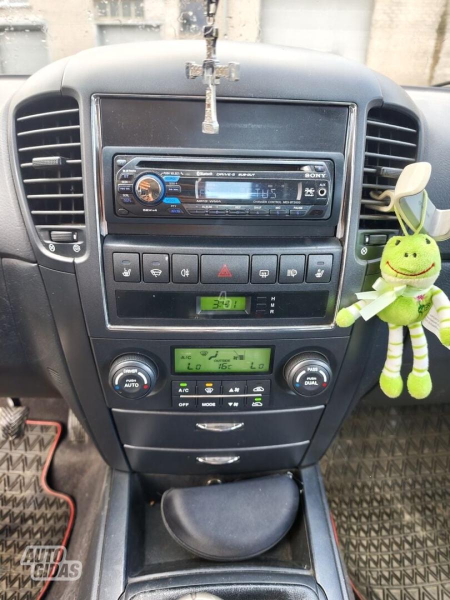 Kia Sorento 2008 Marijampole, ar dzinēja tilpumu 2.50 L un nobraukumu 253 tūkst. km par 2600 €, foto 14 vietnē AUTOMOTO.COM.LV