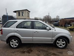 Kia Sorento 2009 Prienai, ar dzinēja tilpumu 2.50 L un nobraukumu 230 tūkst. km par 3300 €, foto 14 vietnē AUTOMOTO.COM.LV