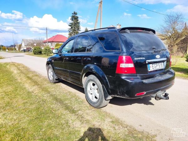 Kia Sorento 2009 in Vilnius, with an engine capacity of 2.50 L and mileage of 313 thousand km for 2800 €, photo 8 on AUTOMOTO.COM.LV