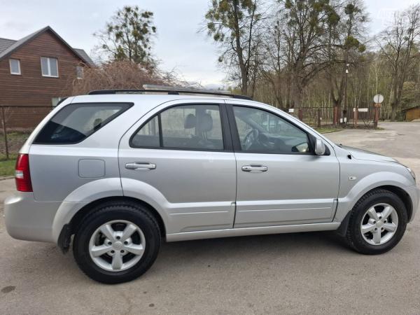 Kia Sorento 2009 Prienai, ar dzinēja tilpumu 2.50 L un nobraukumu 172 tūkst. km par 3700 €, foto 8 vietnē AUTOMOTO.COM.LV