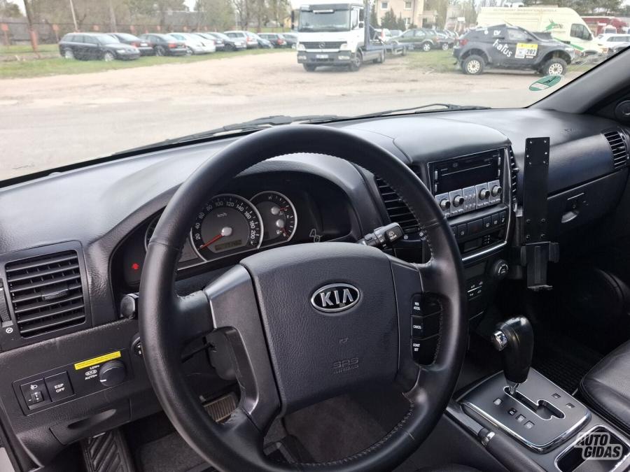 Kia Sorento 2009 Prienai, ar dzinēja tilpumu 2.50 L un nobraukumu 172 tūkst. km par 3700 €, foto 13 vietnē AUTOMOTO.COM.LV