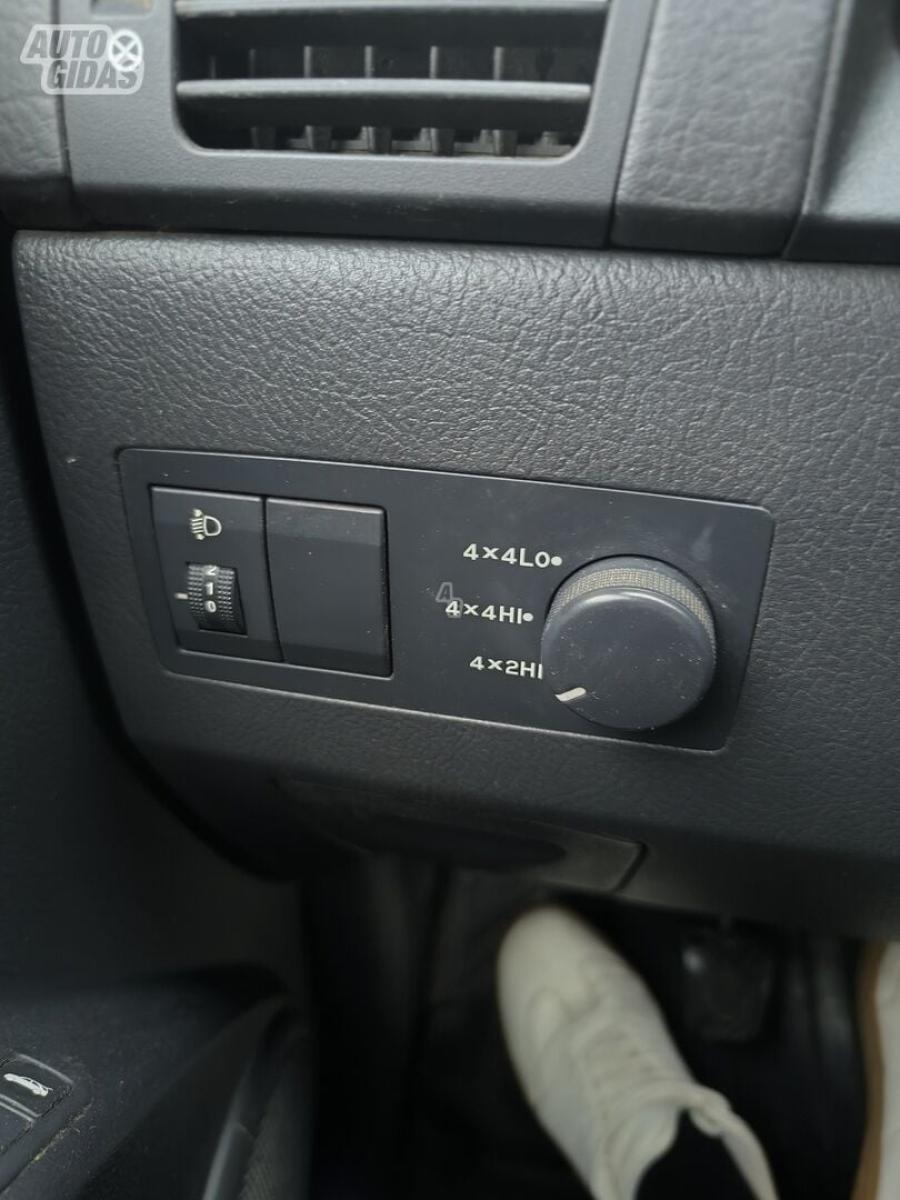 Kia Sorento 2009 Šauļi, ar dzinēja tilpumu 2.50 L un nobraukumu 301 tūkst. km par 2650 €, foto 14 vietnē AUTOMOTO.COM.LV