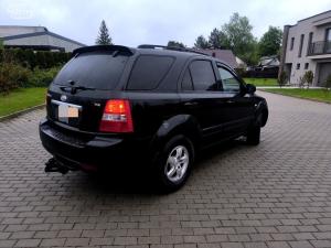 Kia Sorento 2009 in Siauliai, with an engine capacity of 2.50 L and mileage of 300 thousand km for 2600 €, photo 7 on AUTOMOTO.COM.LV